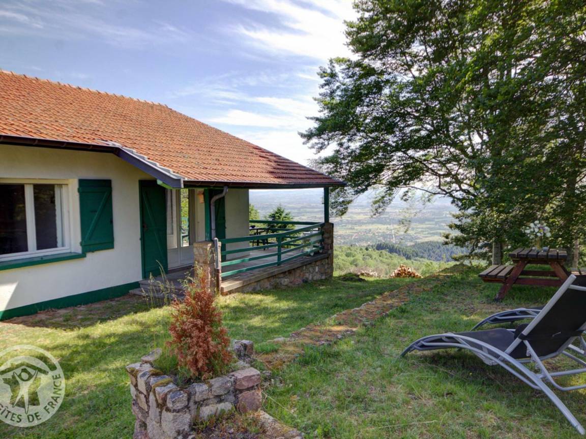 70 M² Cottage ∙ 2 Bedrooms ∙ 4 Guests - Loire Valley