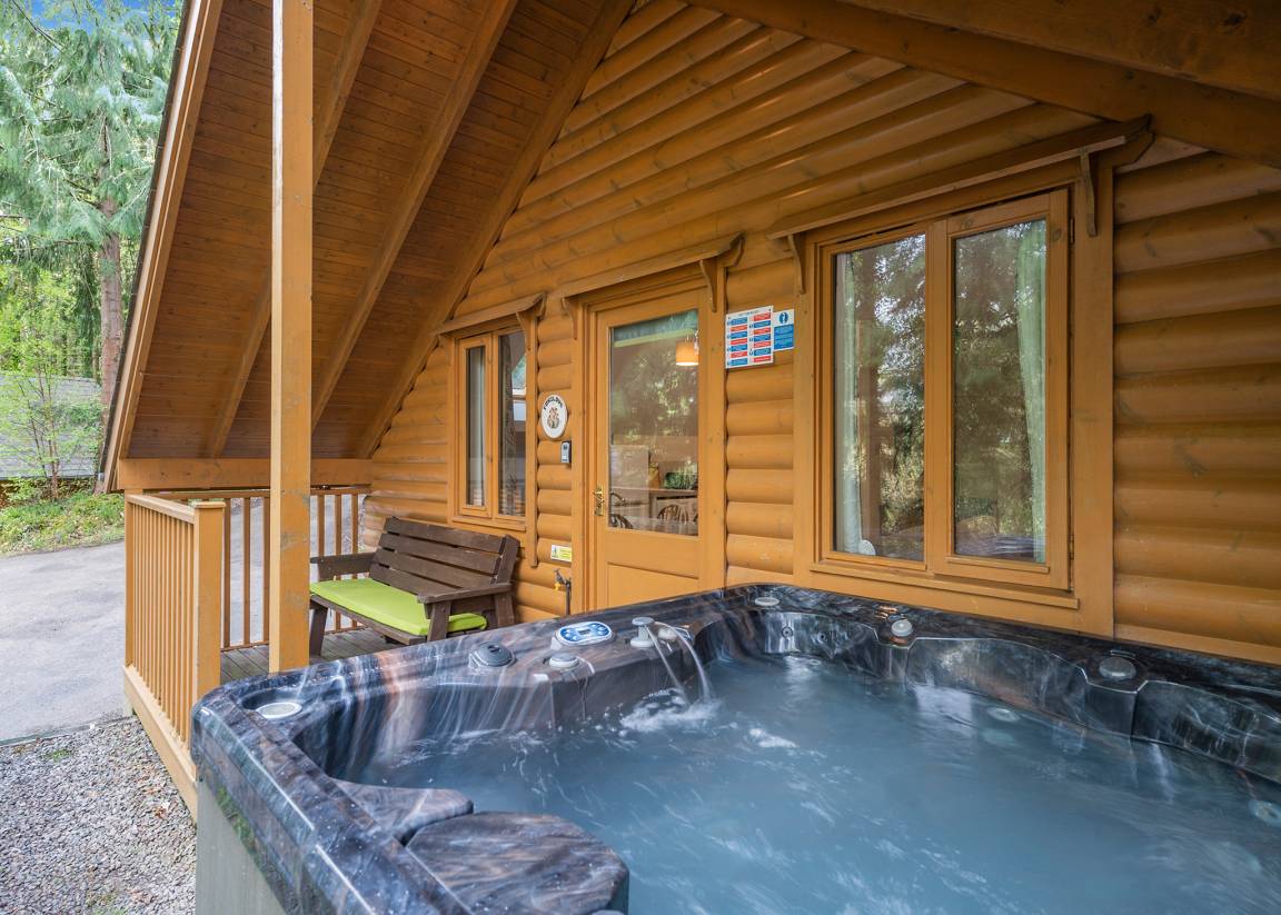 Chalet ∙ 3 Bedrooms ∙ 6 Guests - North Devon District