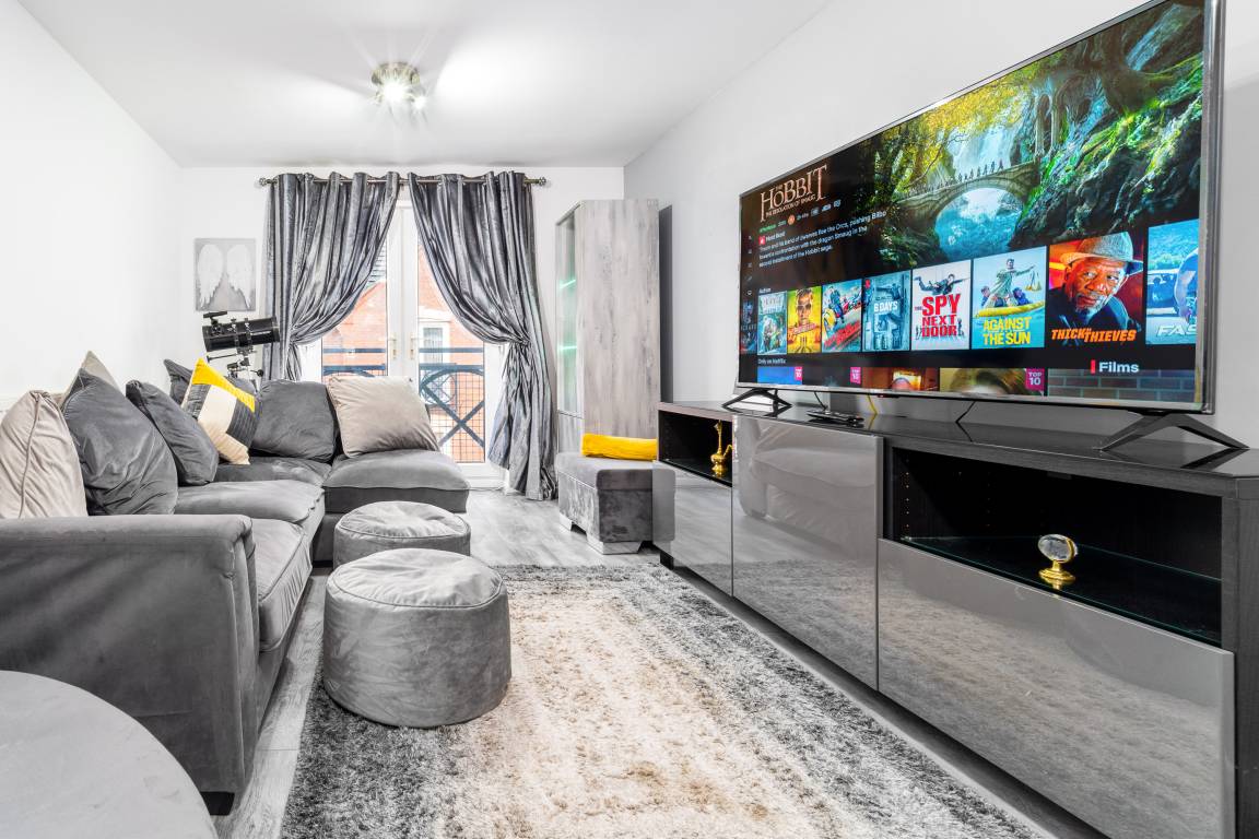 55 M² Ferienwohnung ∙ 2 Schlafzimmer ∙ 3 Gäste - Wolverhampton