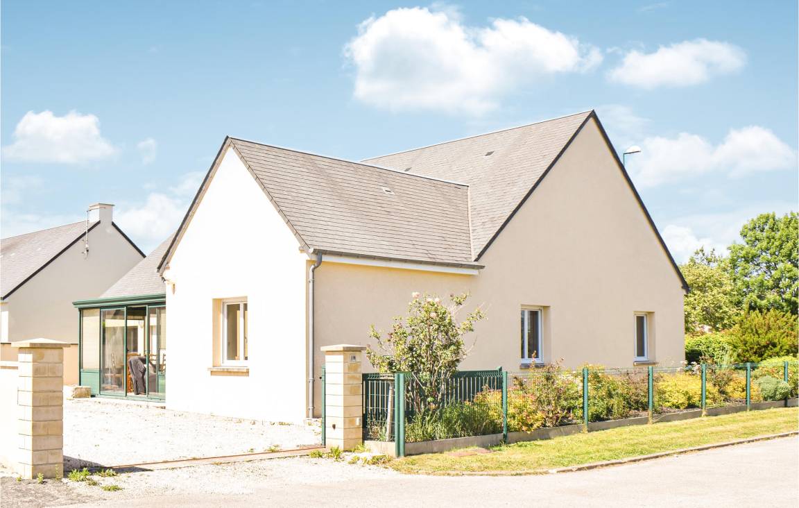 130 M² House ∙ 3 Bedrooms ∙ 8 Guests - Manche