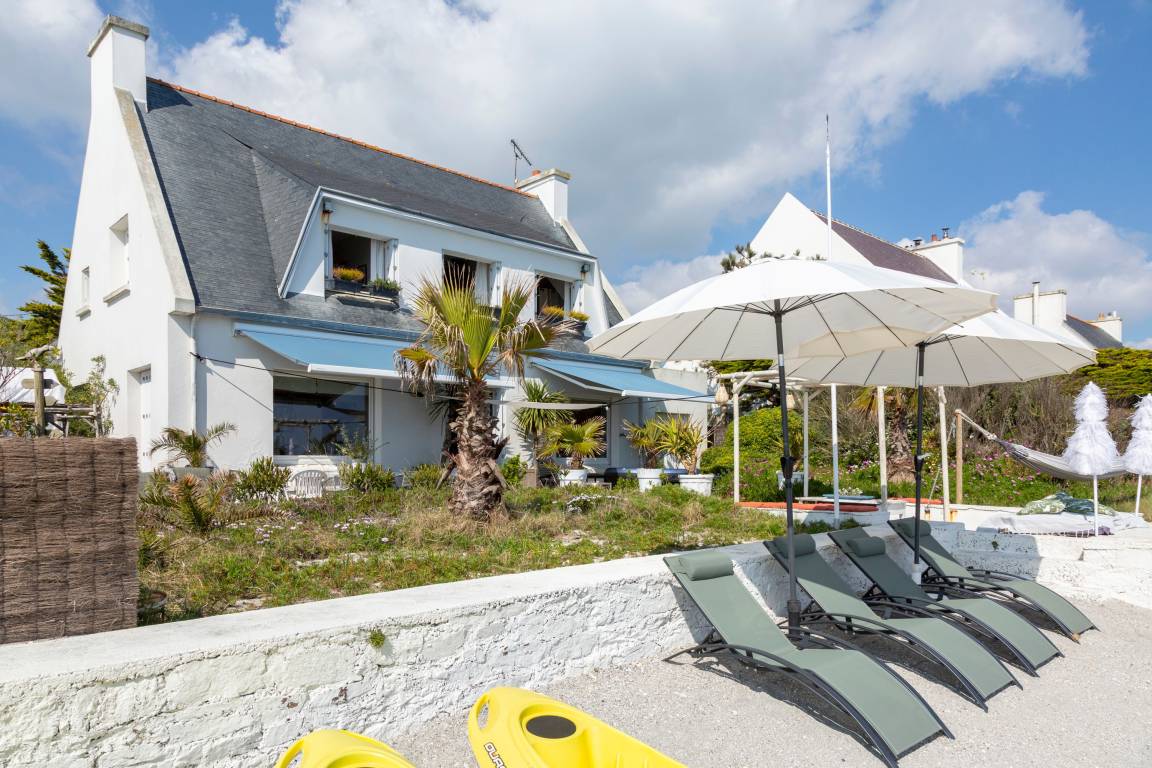 180 M² Villa ∙ 5 Bedrooms ∙ 11 Guests - Île-Tudy