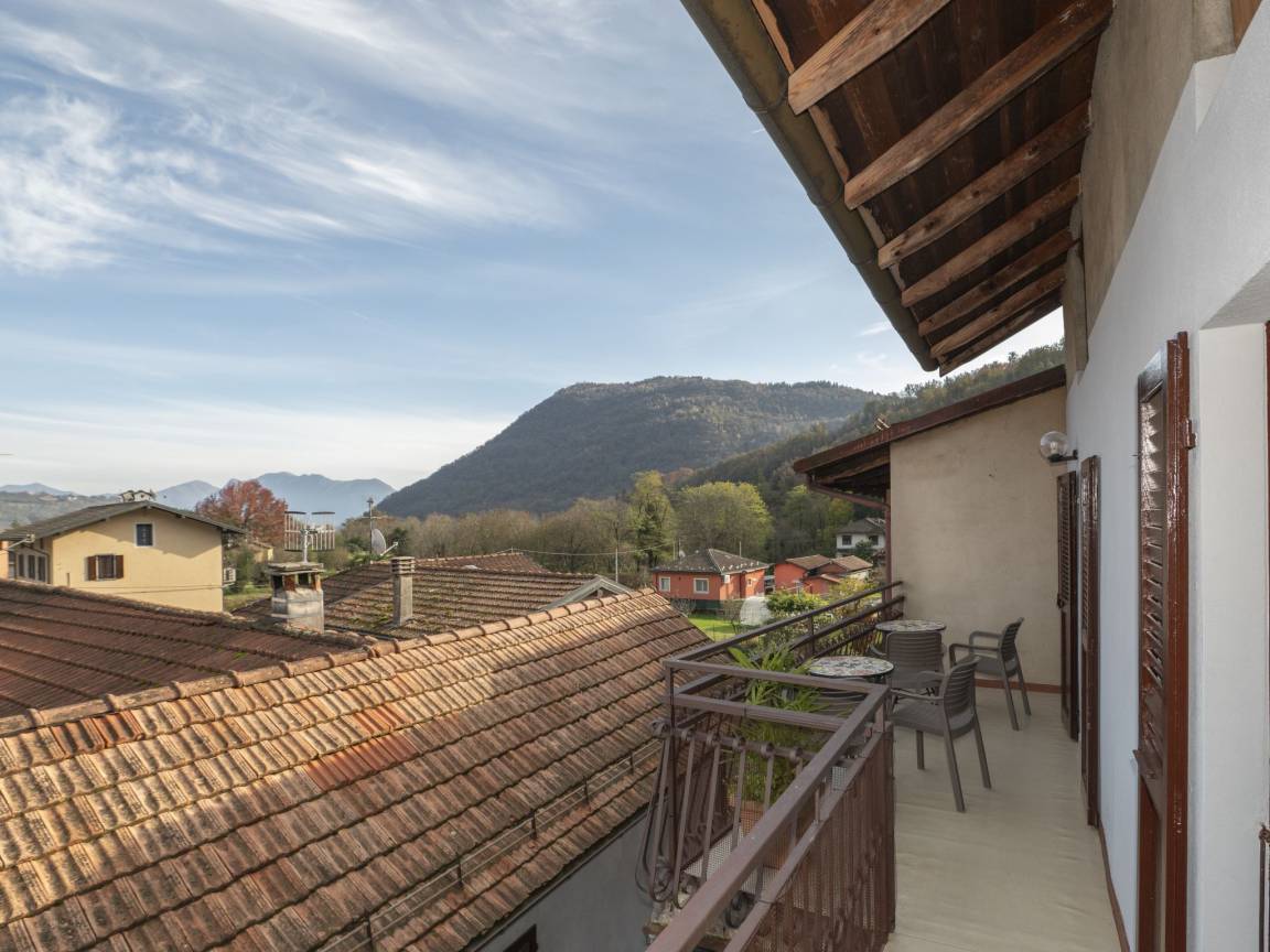 80 M² House ∙ 2 Bedrooms ∙ 4 Guests - Verbania