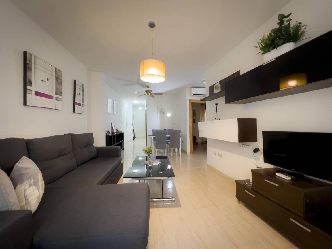 80 M² Appartamento Vacanza ∙ 2 Camere Da Letto ∙ 6 Ospiti - Málaga, Spagna