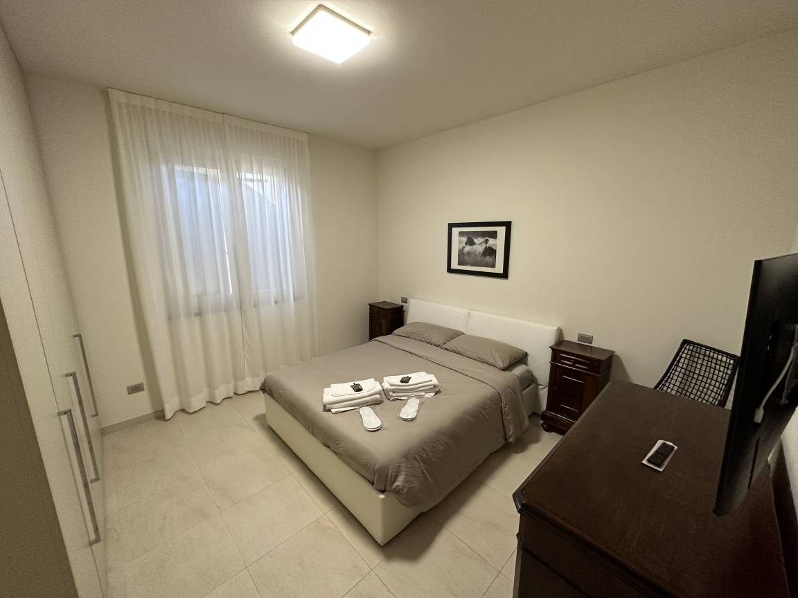 110 M² Villa ∙ 3 Bedrooms ∙ 7 Guests - Piacenza