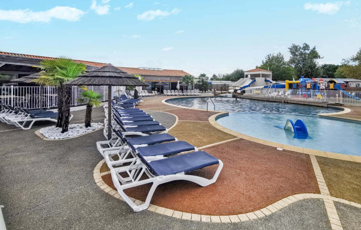 42 M² Camping ∙ 3 Bedrooms ∙ 6 Guests - Jard-sur-Mer