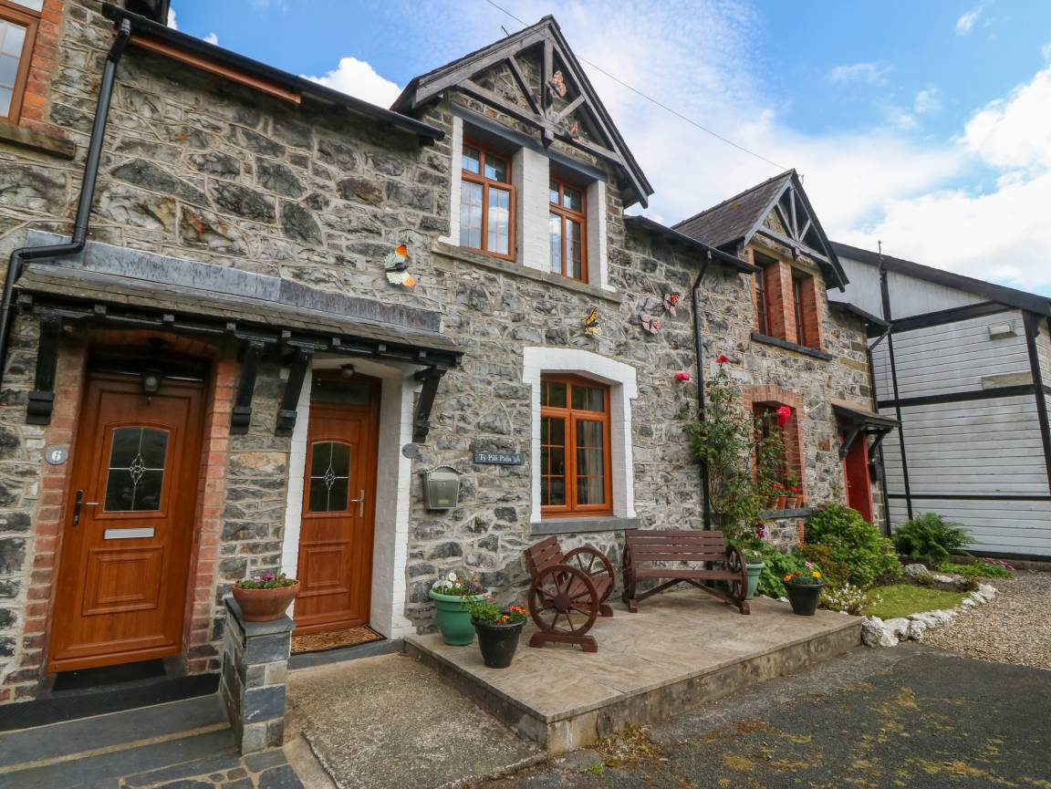 Mökki ∙ 3 Makuuhuonetta ∙ 5 Vierasta - Betws-y-Coed