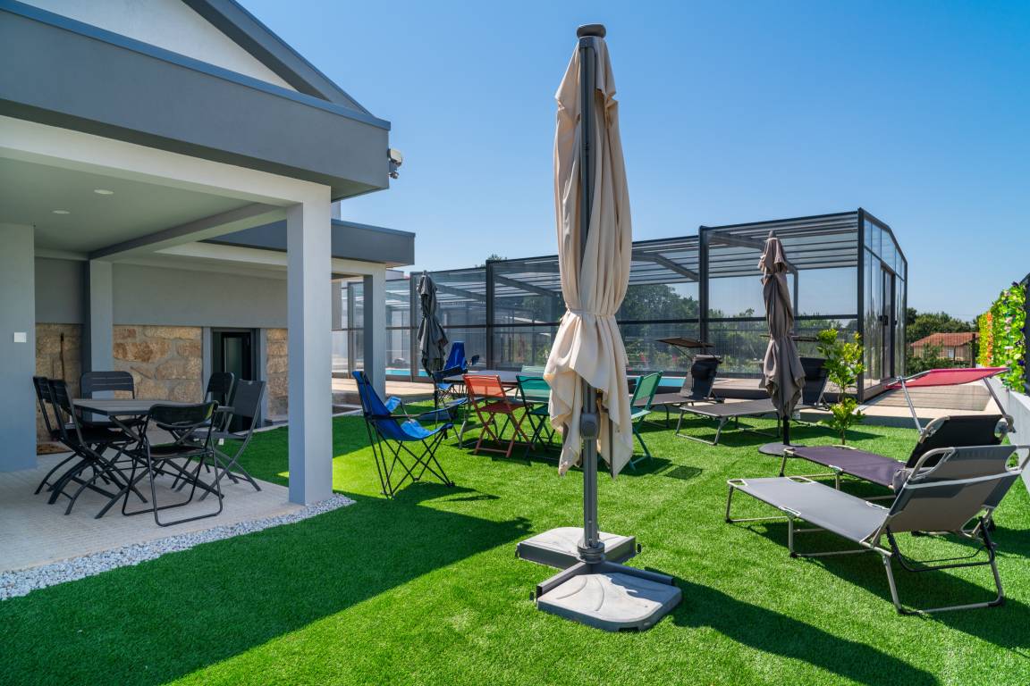 240 M² House ∙ 5 Bedrooms ∙ 10 Guests - Porto