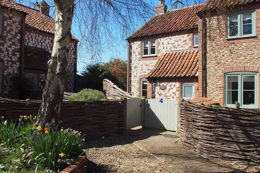 Cottage ∙ 2 Bedrooms ∙ 4 Guests - Burnham Market
