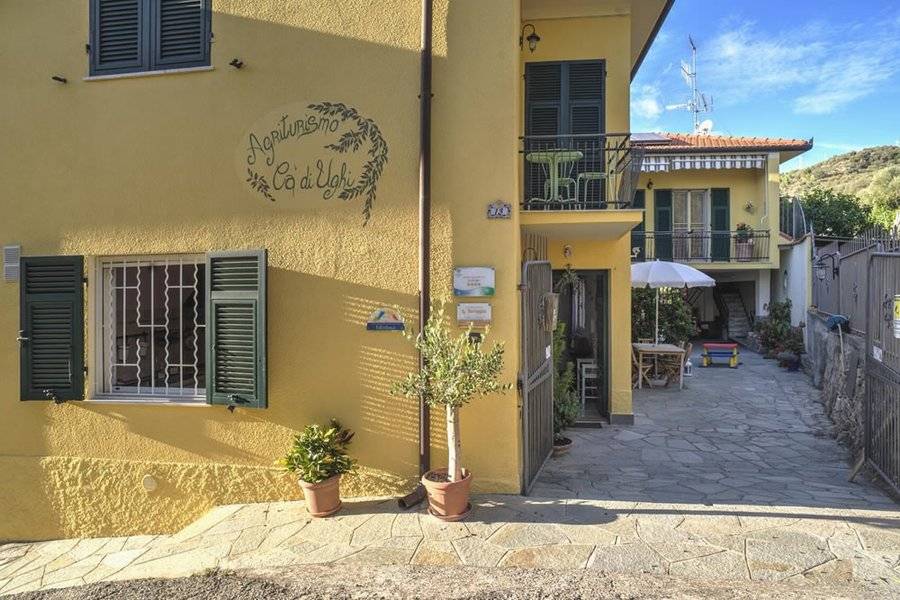 80 M² Farmhouse ∙ 2 Bedrooms ∙ 5 Guests - Provincia di Imperia
