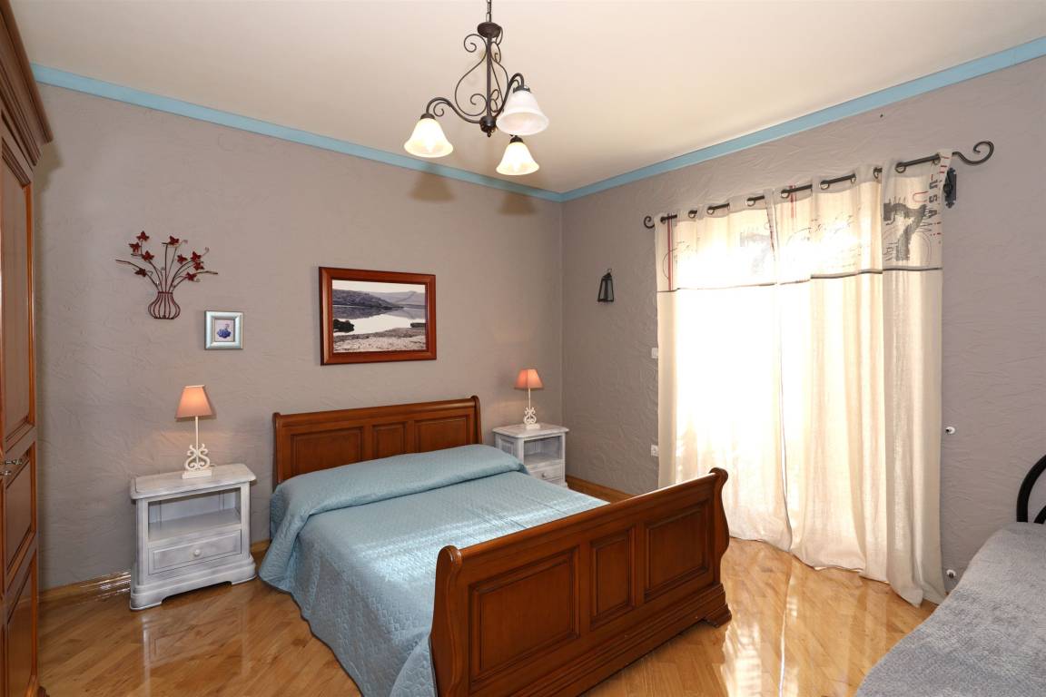 80 M² Appartement ∙ 1 Chambre ∙ 5 Personnes - Novalja
