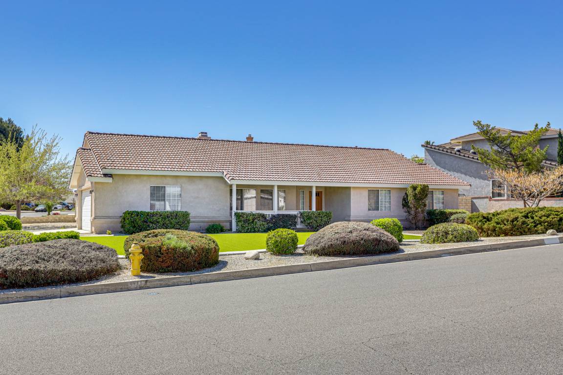 173 M² House ∙ 3 Bedrooms ∙ 6 Guests - Victorville, CA