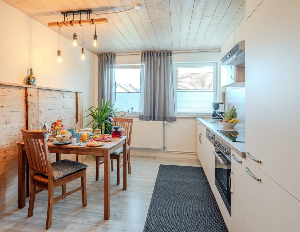 50 M² Ferienwohnung ∙ 1 Schlafzimmer ∙ 2 Gäste - Bad Rodach