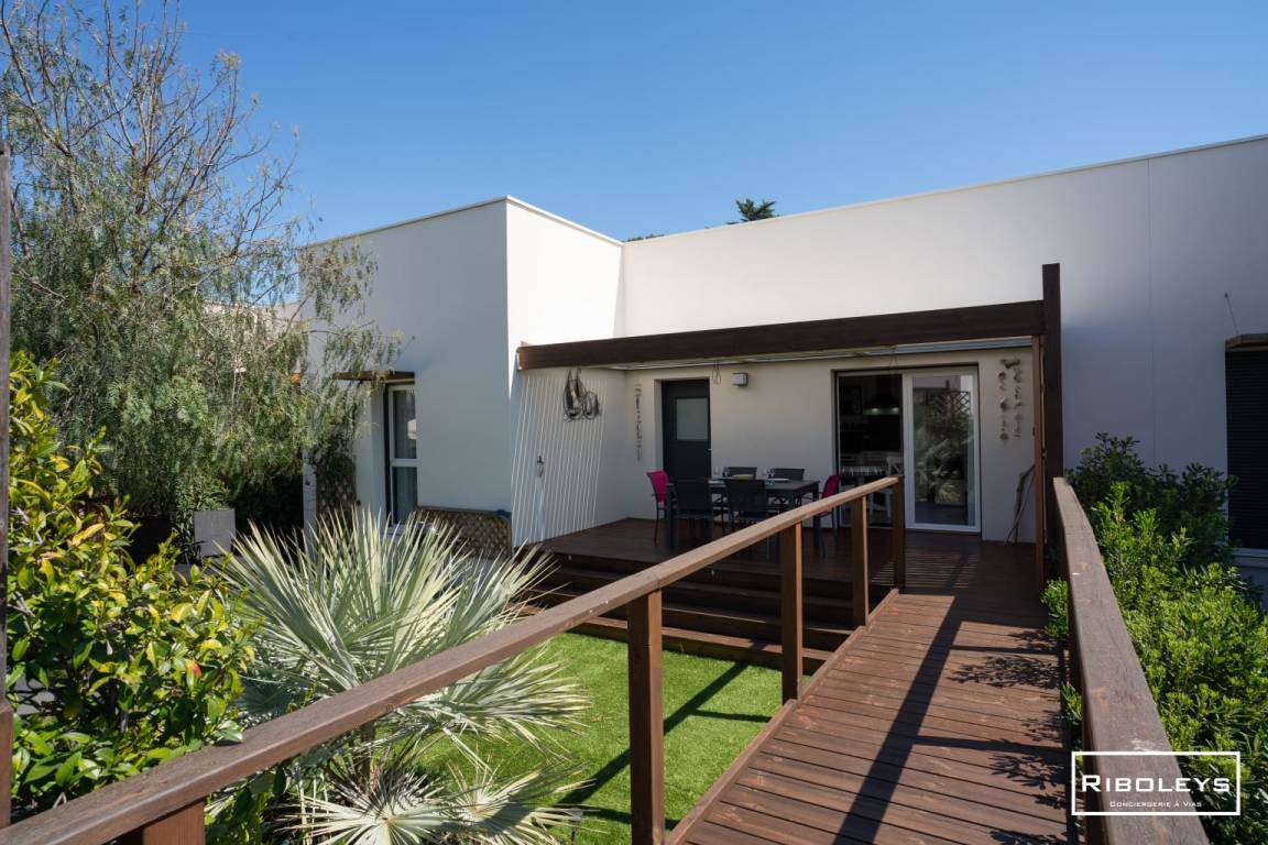 51 M² Villa ∙ 2 Chambres ∙ 6 Personnes - Vias