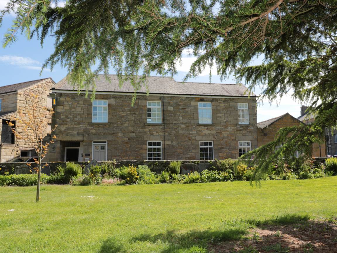 Cottage ∙ 2 Bedrooms ∙ 3 Guests - Alnmouth