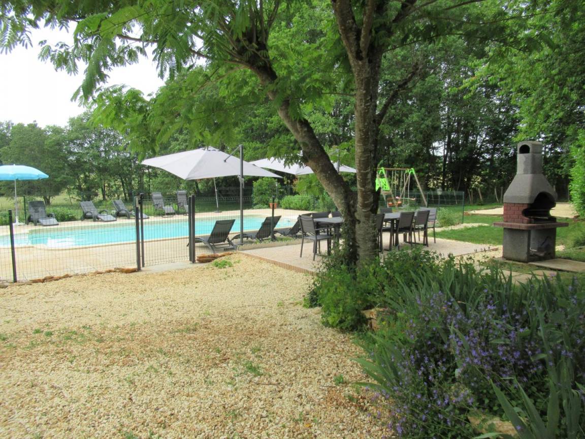 150 M² Gîte ∙ 5 Chambres ∙ 10 Personnes - Les Eyzies-de-Tayac-Sireuil