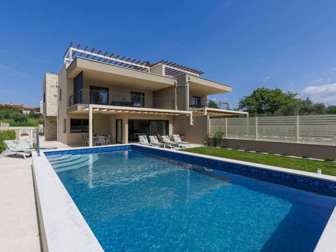 212 M² Maison De Vacances ∙ 3 Chambres ∙ 6 Personnes - Poreč