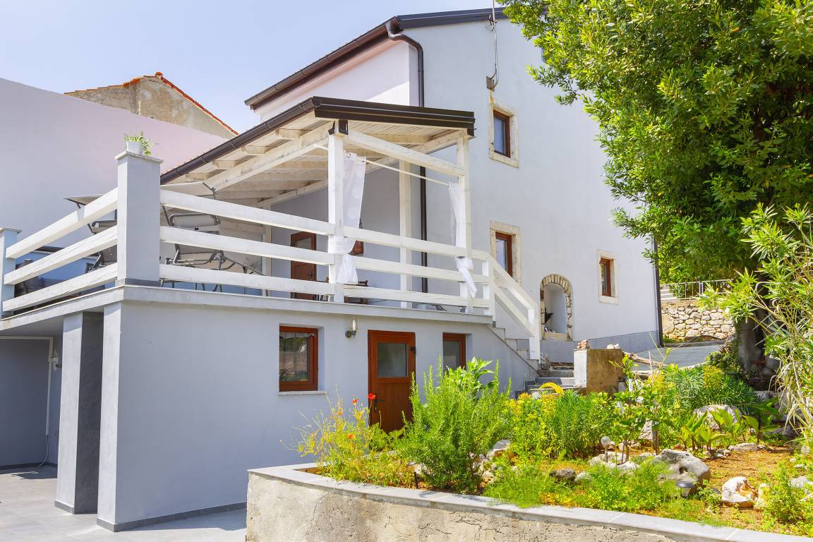 80 M² Apartment ∙ 2 Bedrooms ∙ 5 Guests - Crikvenica