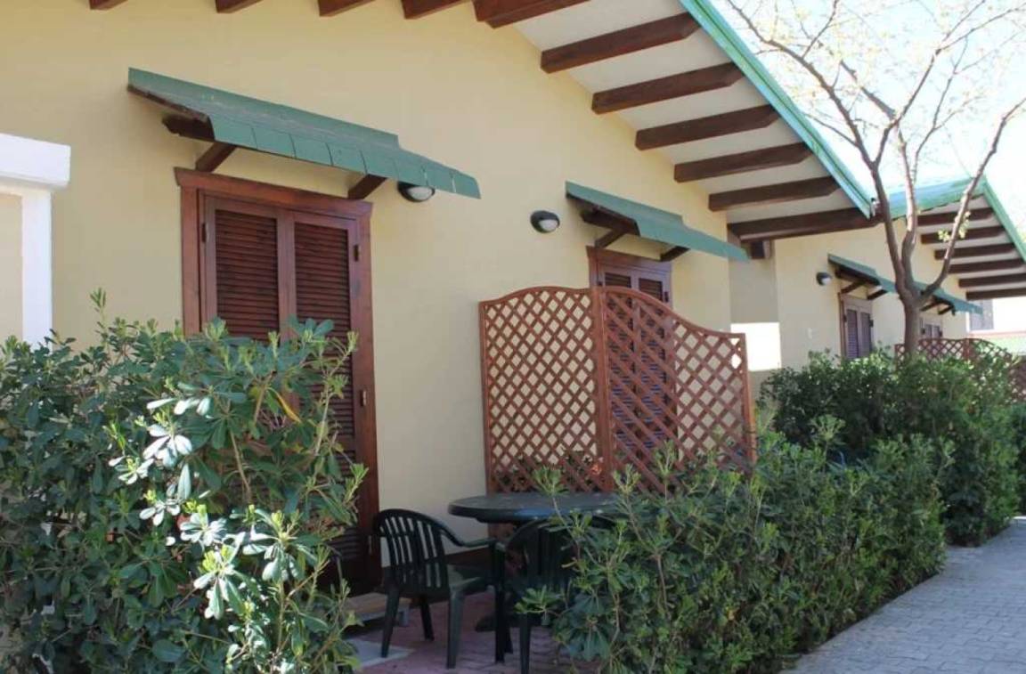 30 M² Villa ∙ 1 Slaapkamer ∙ 2 Gasten - Pineto