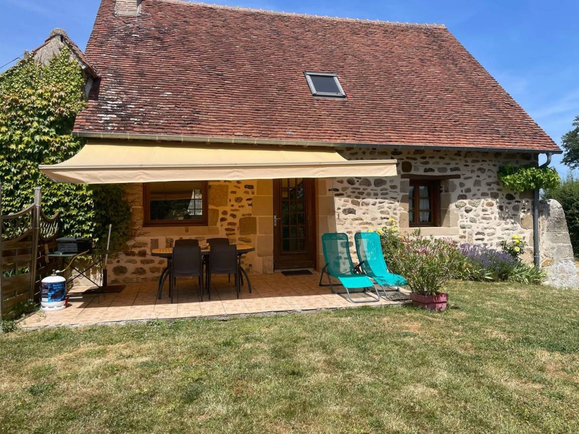 60 M² Gîte ∙ 2 Chambres ∙ 4 Personnes - Auvergne