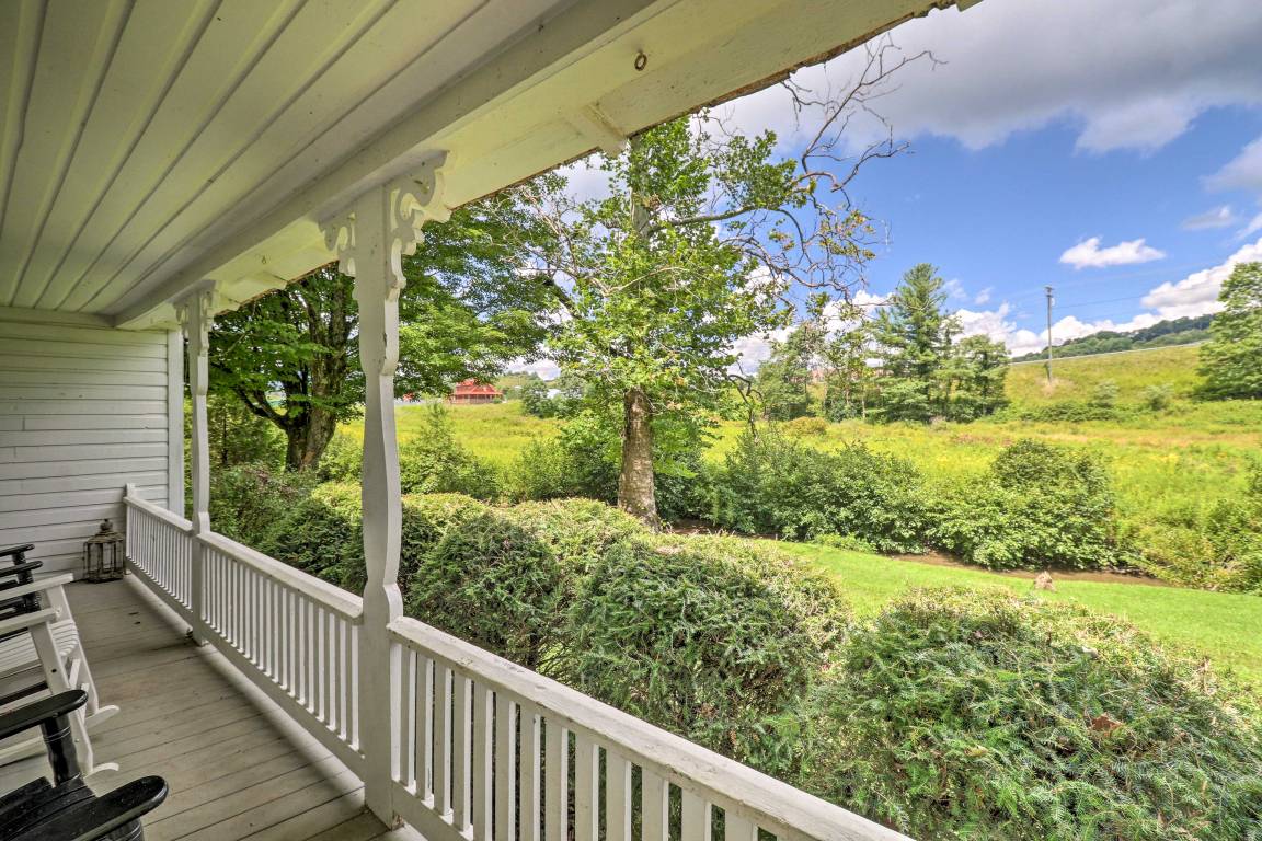222 M² Cottage ∙ 4 Bedrooms ∙ 13 Guests - West Jefferson, NC