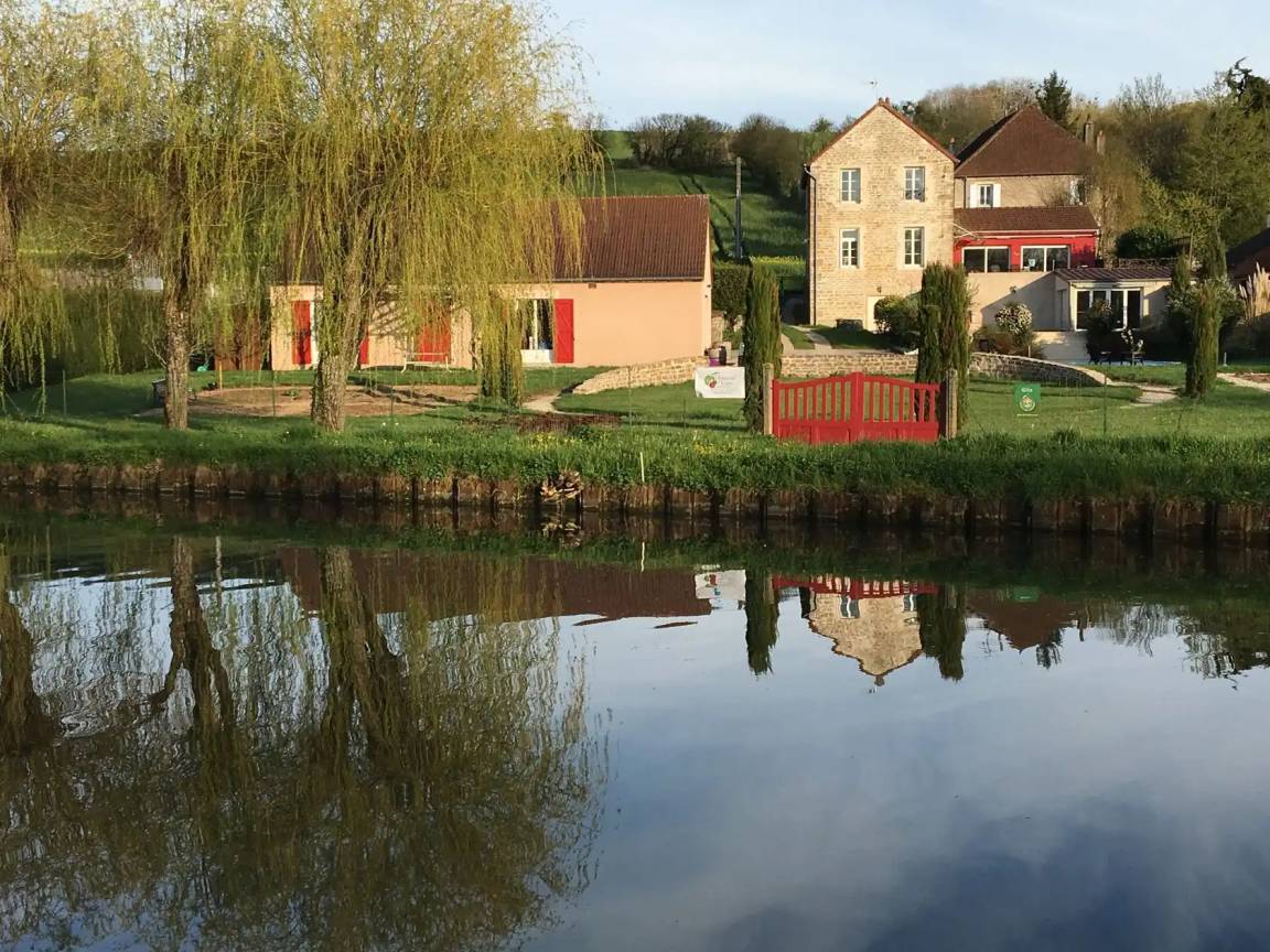 63 M² Huis ∙ 1 Slaapkamer ∙ 6 Gasten - Saône-et-Loire