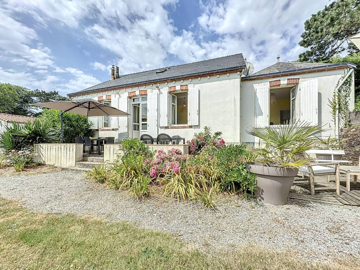 100 M² House ∙ 1 Bedroom ∙ 9 Guests - Pornic