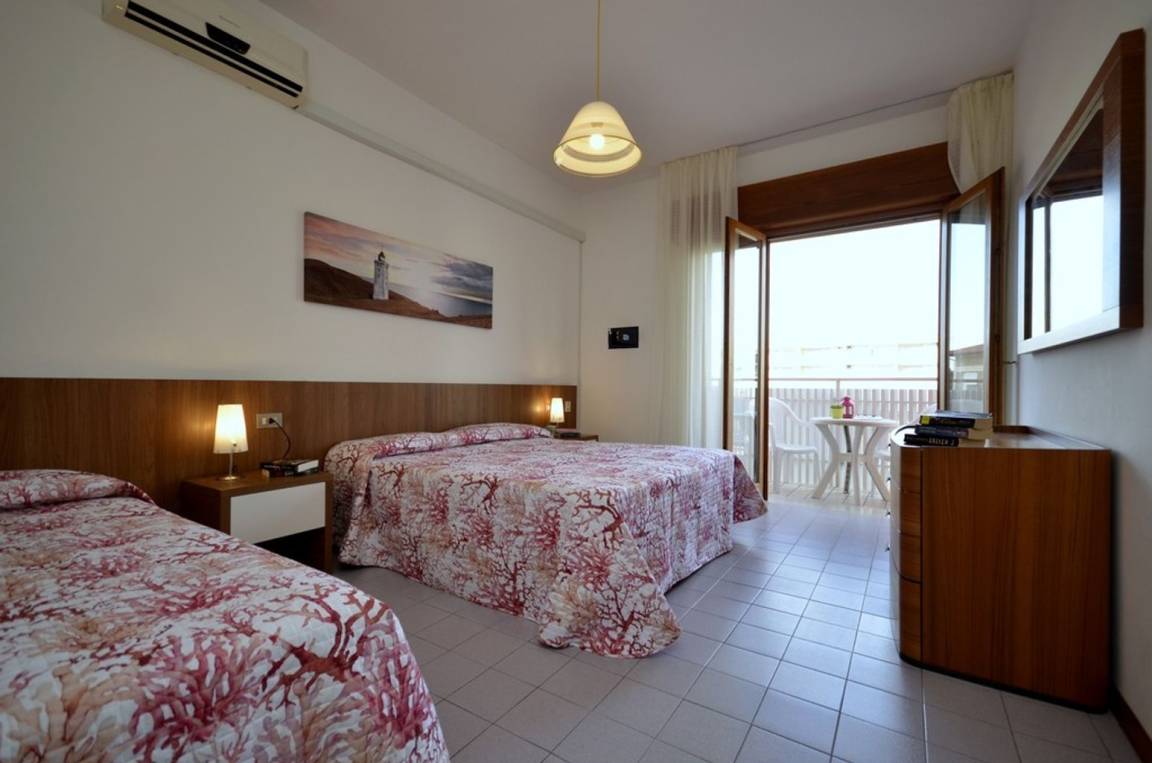 40 M² Ferienwohnung ∙ 2 Schlafzimmer ∙ 5 Gäste - Bibione