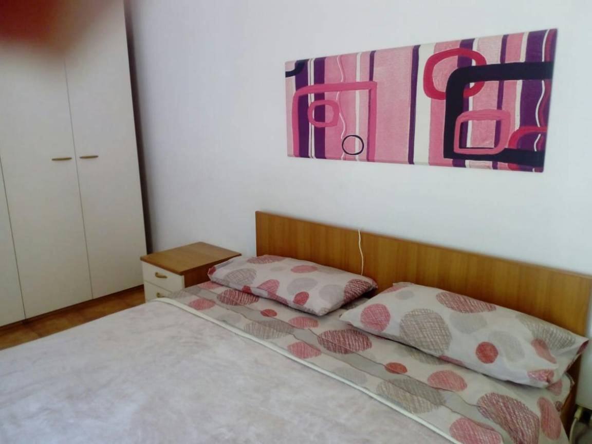 75 M² Apartamento ∙ 1 Quarto ∙ 6 Hóspedes - Bussolengo