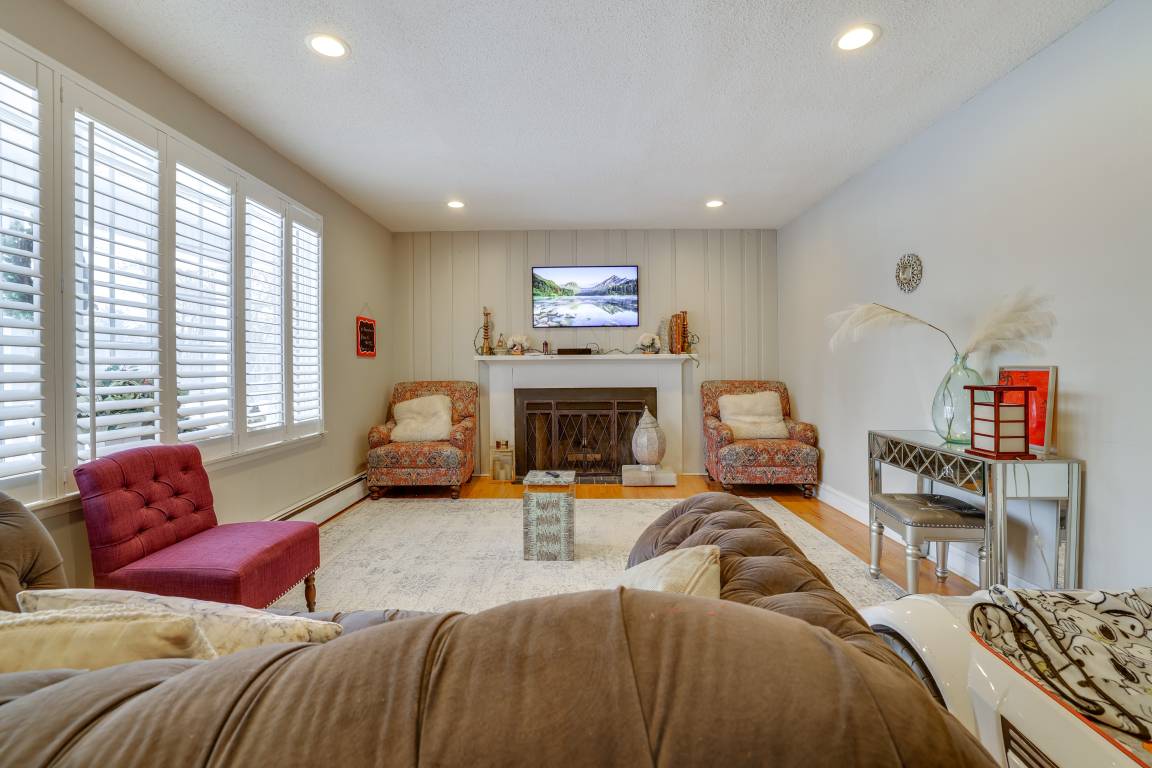 213 M² House ∙ 3 Bedrooms ∙ 8 Guests - Connecticut