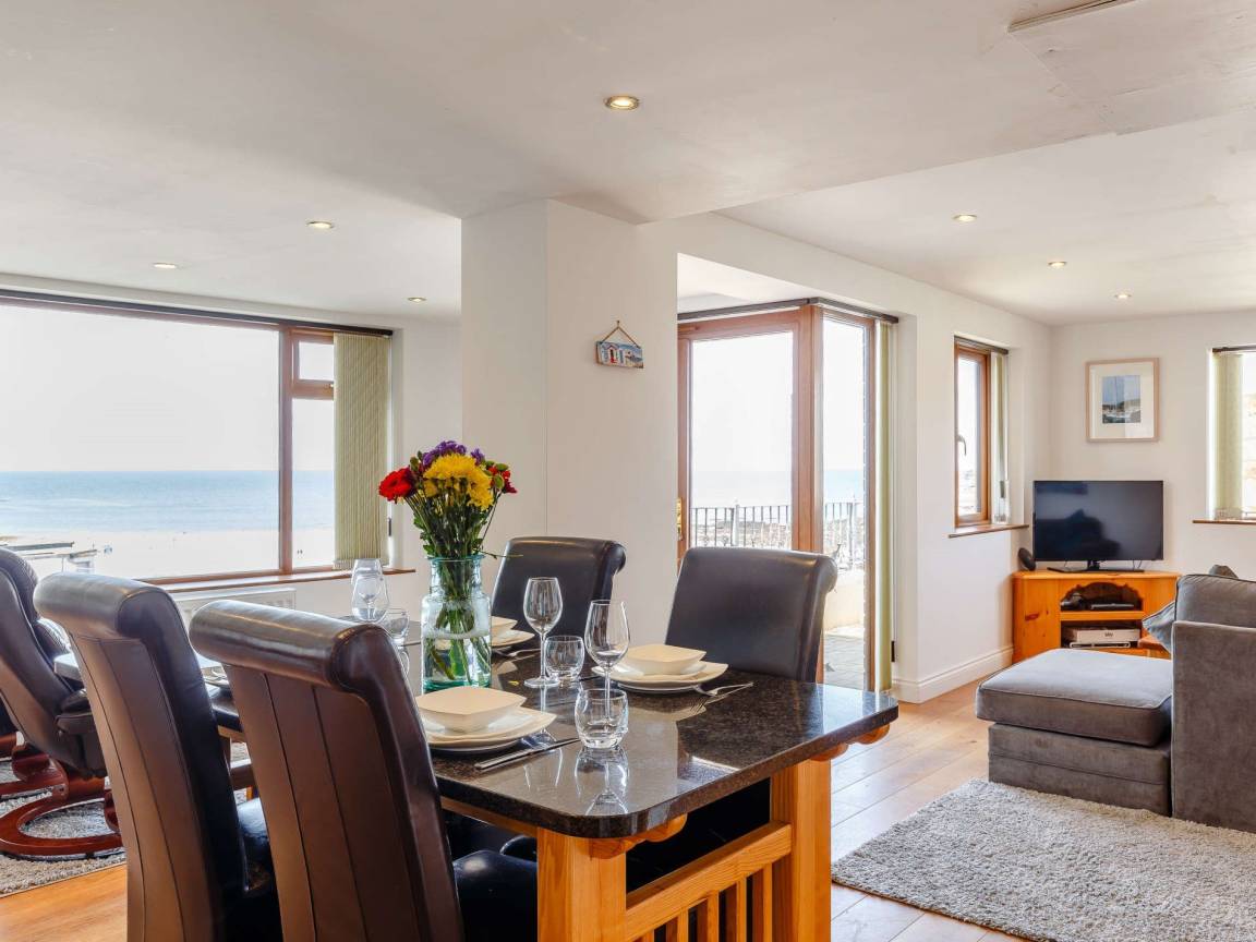 Cottage ∙ 2 Bedrooms ∙ 4 Guests - Portreath
