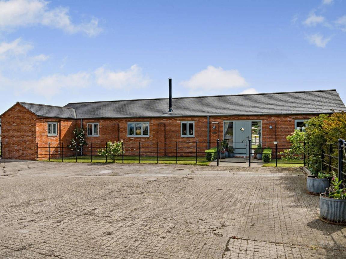 Cottage ∙ 3 Bedrooms ∙ 6 Guests - Shaftesbury