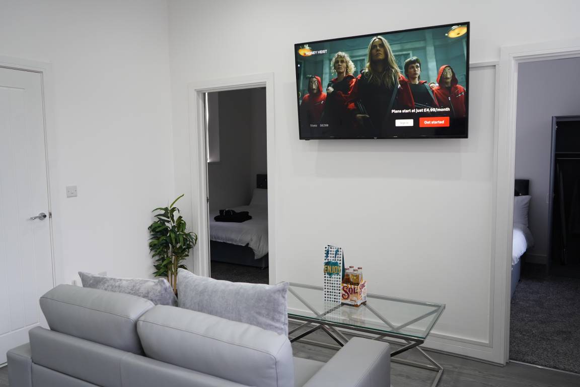 60 M² Apartment ∙ 2 Bedrooms ∙ 4 Guests - Birmingham City University