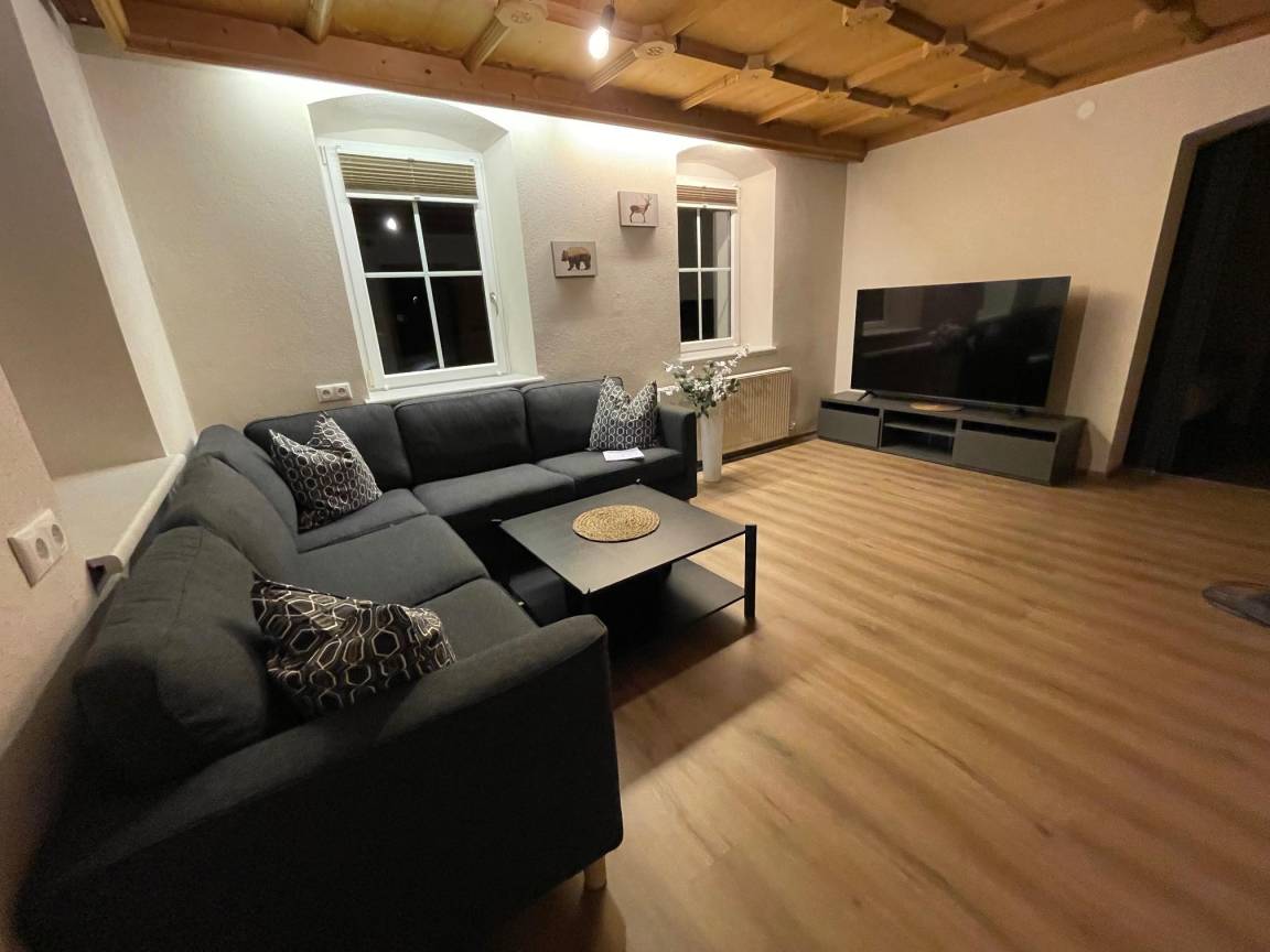 75 M² Ferienwohnung ∙ 2 Schlafzimmer ∙ 4 Gäste - Waidring