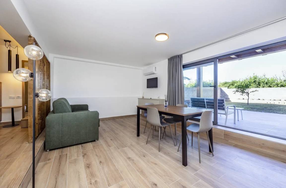 44 M² Apartament Typu Studio ∙ 1 Sypialnia ∙ 3 Gości - Capo d’Orlando