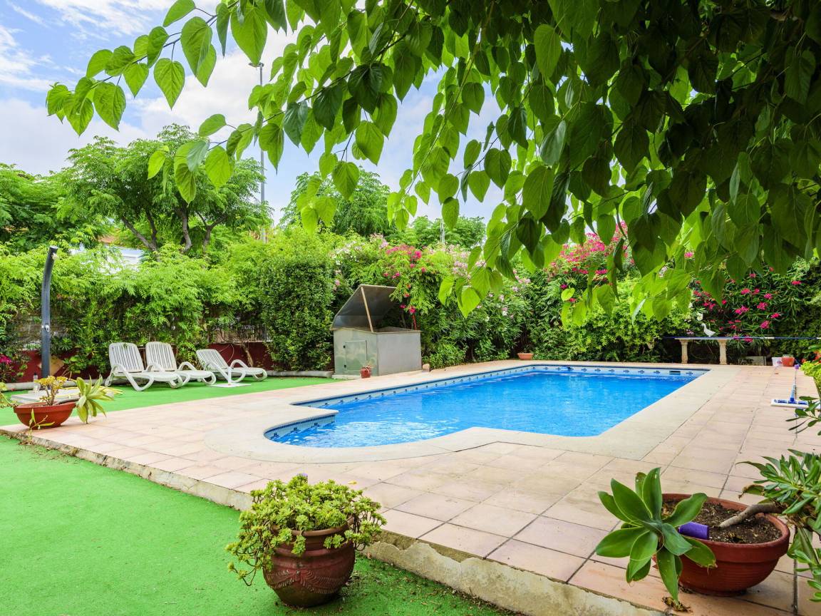 100 M² House ∙ 2 Bedrooms ∙ 4 Guests - Moncófar
