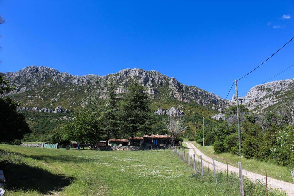 60 M² Gîte ∙ 2 Chambres ∙ 4 Personnes - Alpes-de-Haute-Provence