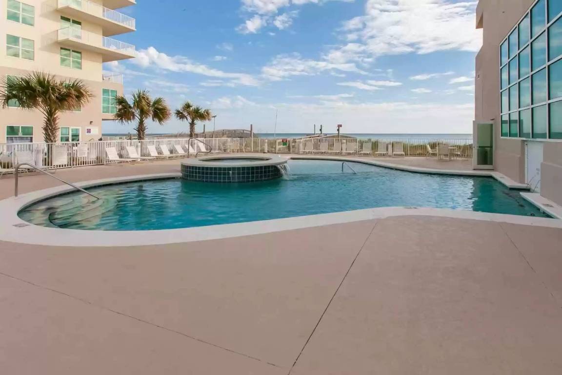 142 M² Condo ∙ 3 Bedrooms ∙ 12 Guests - Gulf Shores, AL