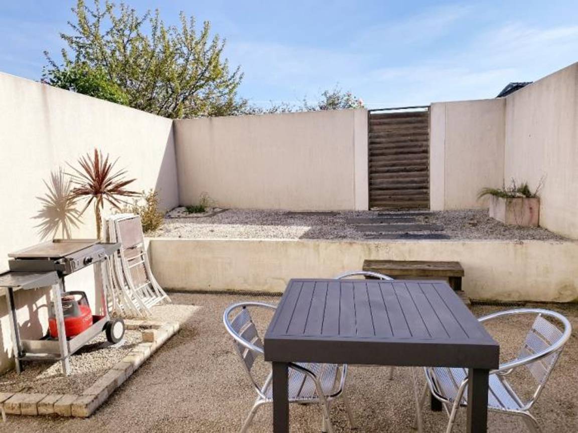 70 M² Maison De Vacances ∙ 2 Chambres ∙ 6 Personnes - Rochefort, France