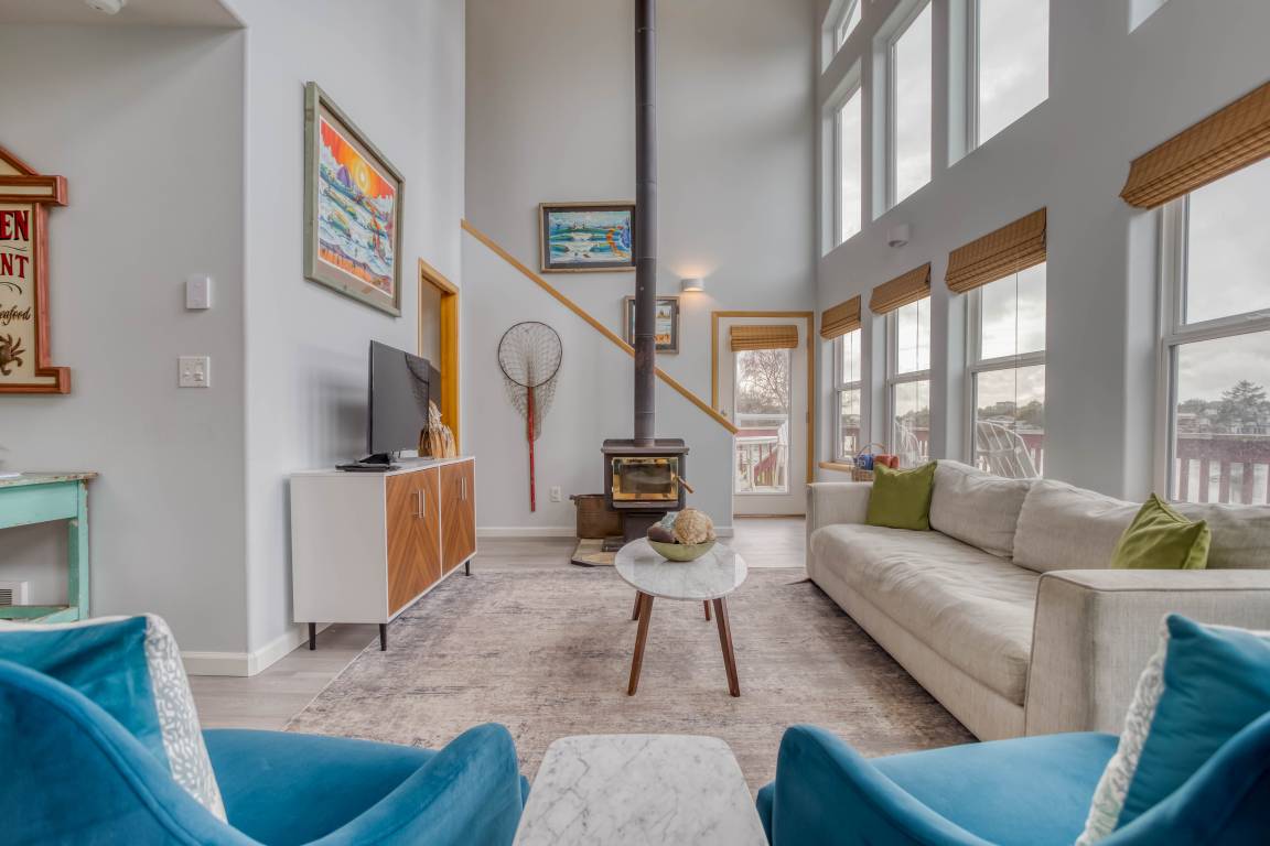 129 M² House ∙ 3 Bedrooms ∙ 8 Guests - Bob Straub State Park, Cloverdale