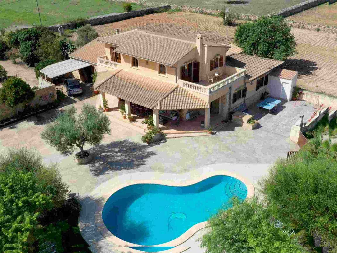290 M² Casa Rural ∙ 4 Habitaciones ∙ 8 Huéspedes - Mallorca