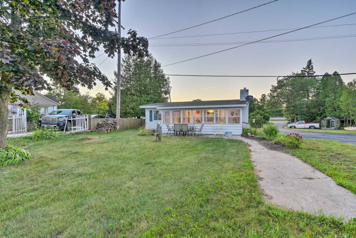 66 M² House ∙ 2 Bedrooms ∙ 6 Guests - Tawas Point State Park, East Tawas