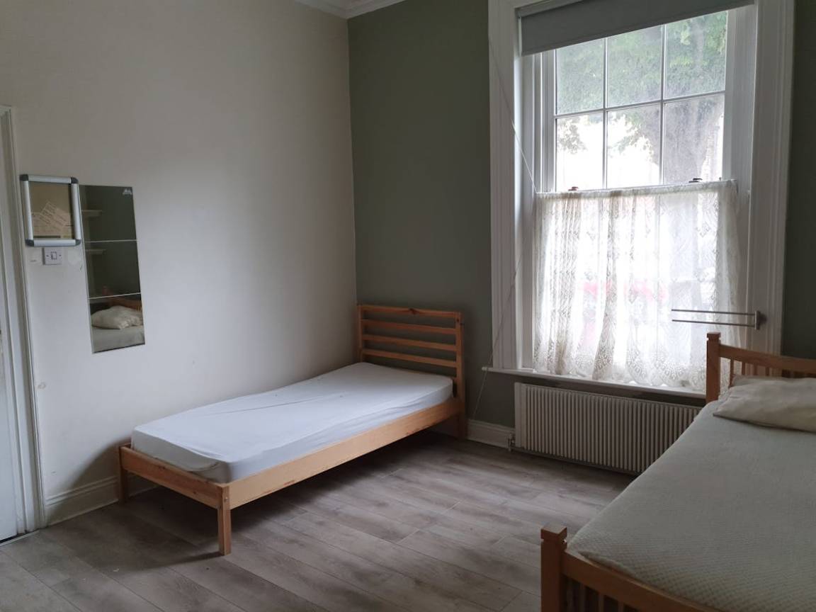 170 M² Shared Room ∙ 1 Bedroom ∙ 1 Guest - Ireland