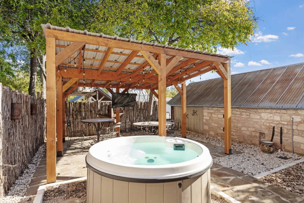 84 M² Casa Vacanza ∙ 2 Camere Da Letto ∙ 4 Ospiti - Fredericksburg, TX