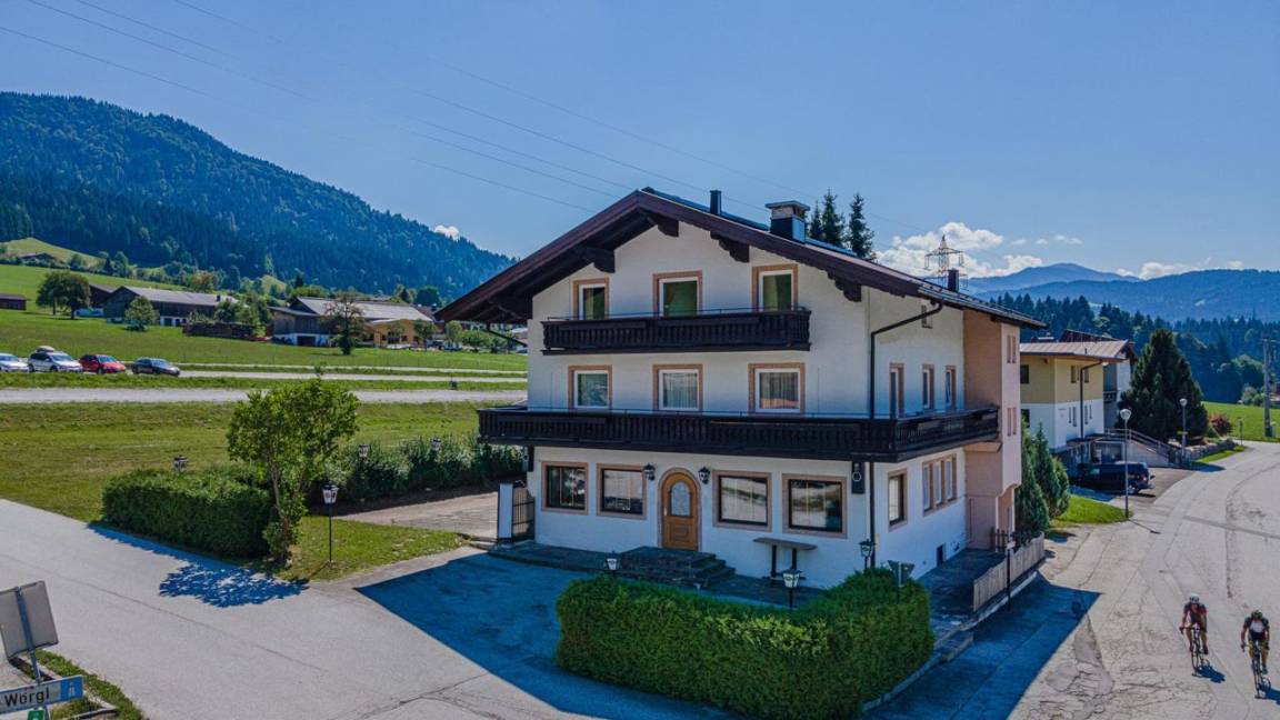 300 M² Casa ∙ 5 Habitaciones ∙ 10 Huéspedes - Söll