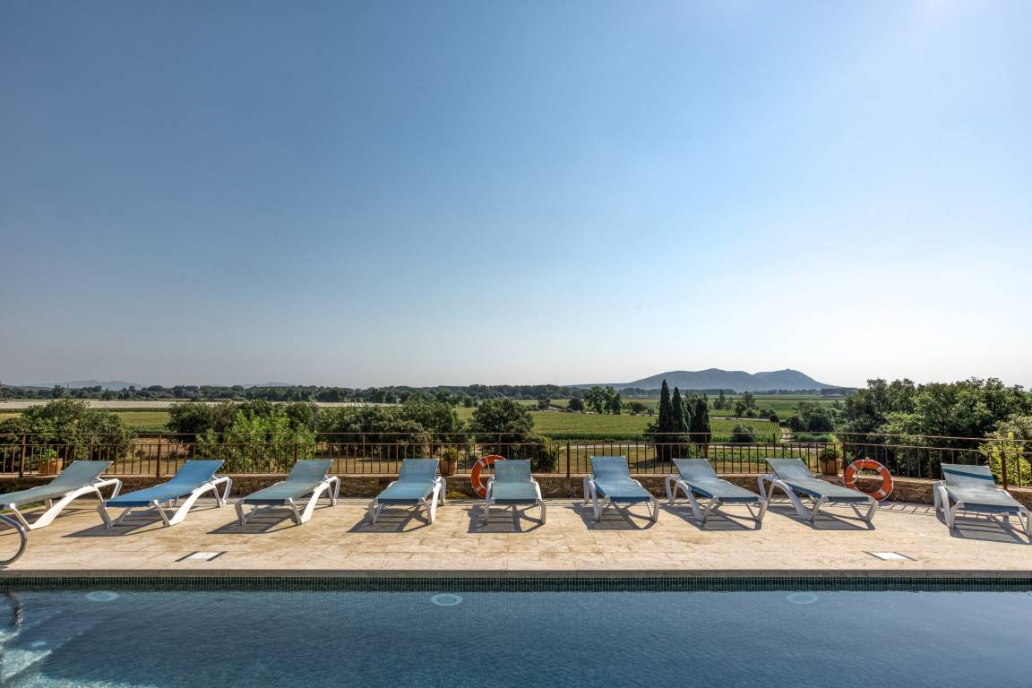 107 M² Apartment ∙ 2 Bedrooms ∙ 6 Guests - Peratallada