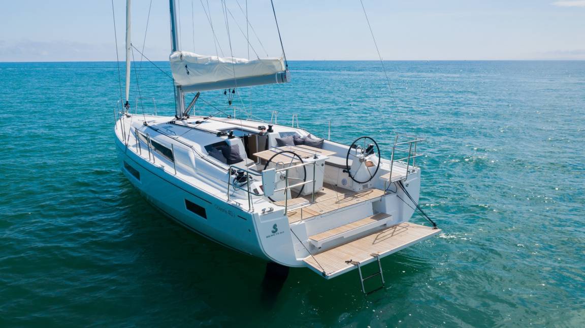 13 M² Casa Flotante ∙ 3 Habitaciones ∙ 6 Huéspedes - Split