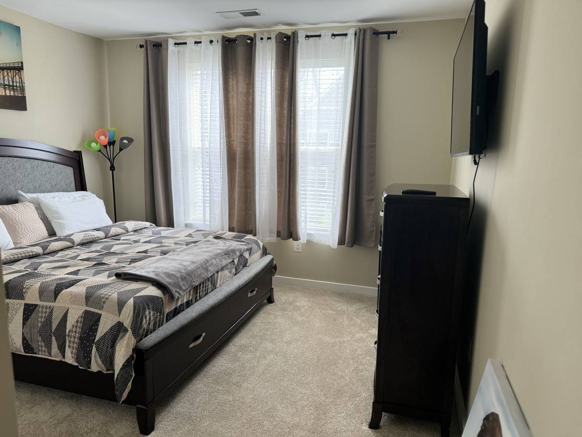 132 M² Apartment ∙ 2 Bedrooms ∙ 4 Guests - Highland, MD
