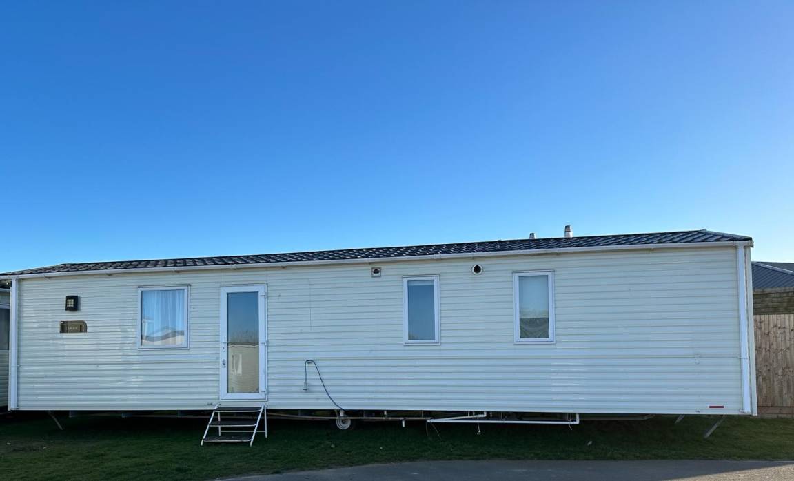 50 M² Cabin ∙ 3 Bedrooms ∙ 8 Guests - Suffolk