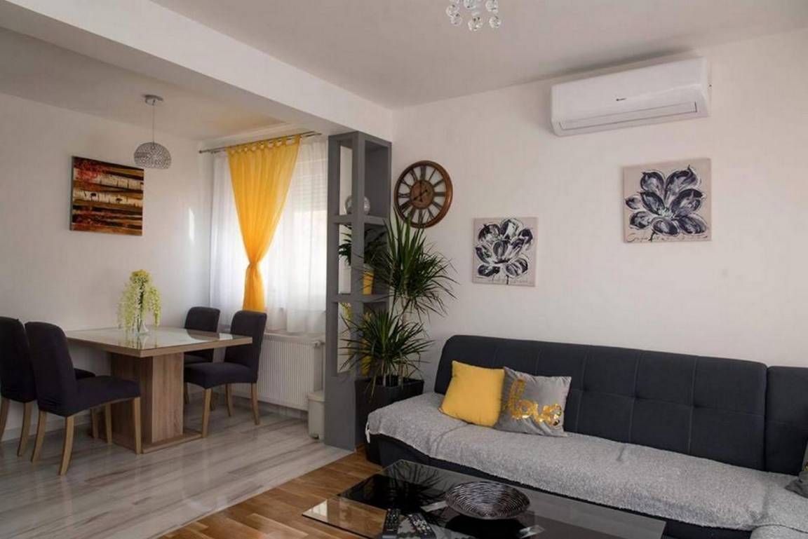 42 M² Apartment ∙ 1 Bedroom ∙ 4 Guests - Daruvár