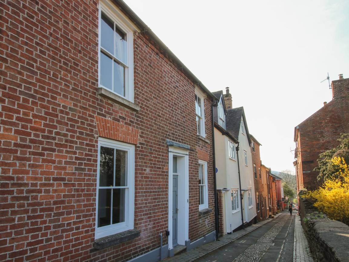 Cottage ∙ 2 Bedrooms ∙ 4 Guests - Shropshire
